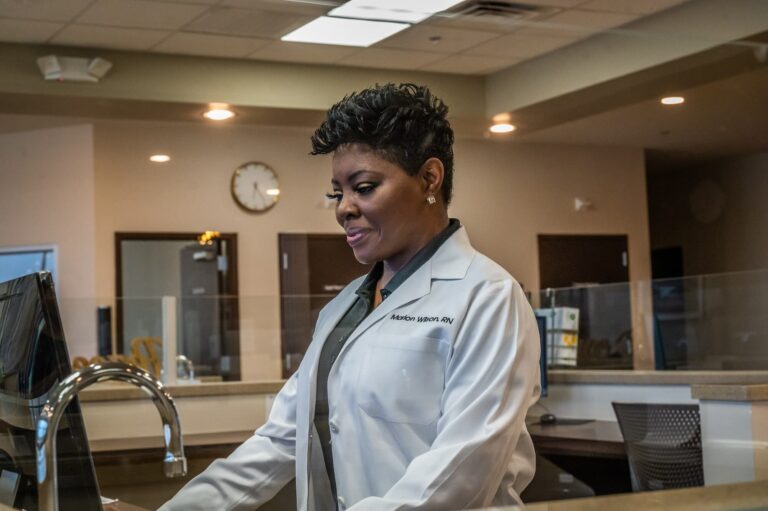 Dialysis Treatment Services | Diamond Dialysis Center